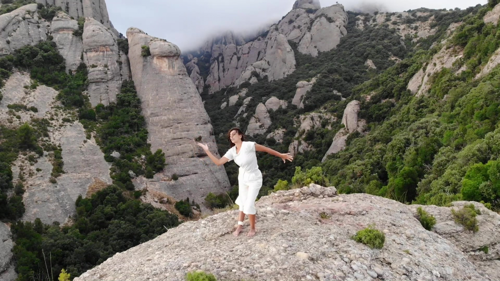 15 Moon Ribas | 忠泰美術館